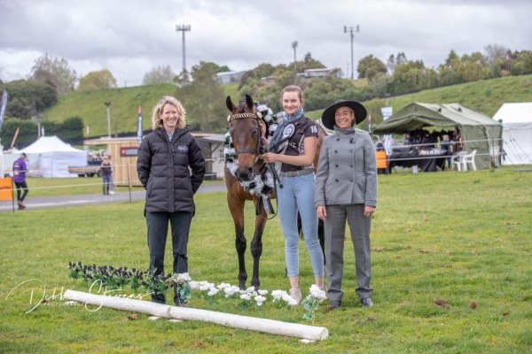 Dunstan X-Factor Competition | News | Dunstan Horse Feeds - NZ